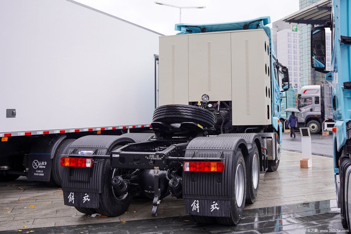 【图】青岛解放 JH6重卡 510马力 6X4 双燃料牵引车(液缓)(CA4252P25K2T1NE6A81)_实拍图片_1799780_卡车之家