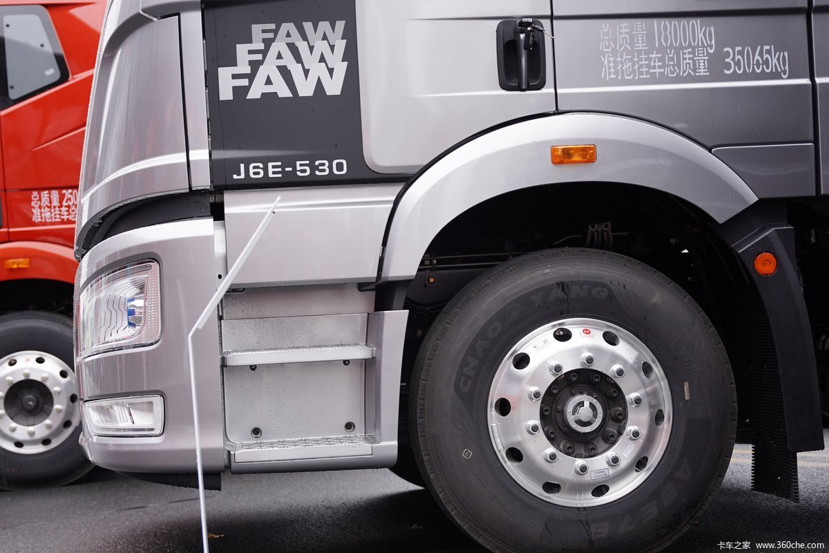 【图】一汽解放 J6E重卡 530马力 4X2 LNG自动档牵引车(CA4180P66M25AE6)_实拍图片_1799964_卡车之家