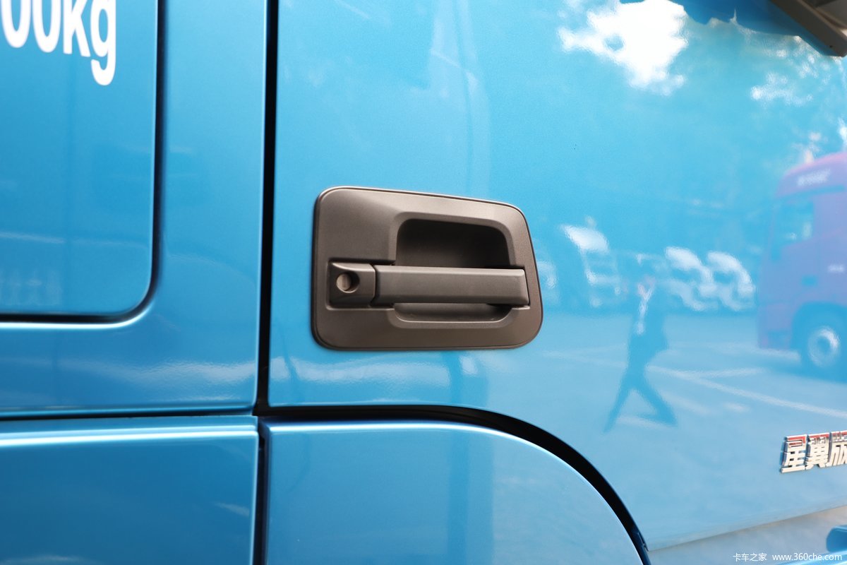 【图】福田 欧曼GTL 星翼版Pro 580马力 6X4 AMT自动档牵引车(BJ4259Y6DHL-12)_实拍图片_1803280_卡车之家