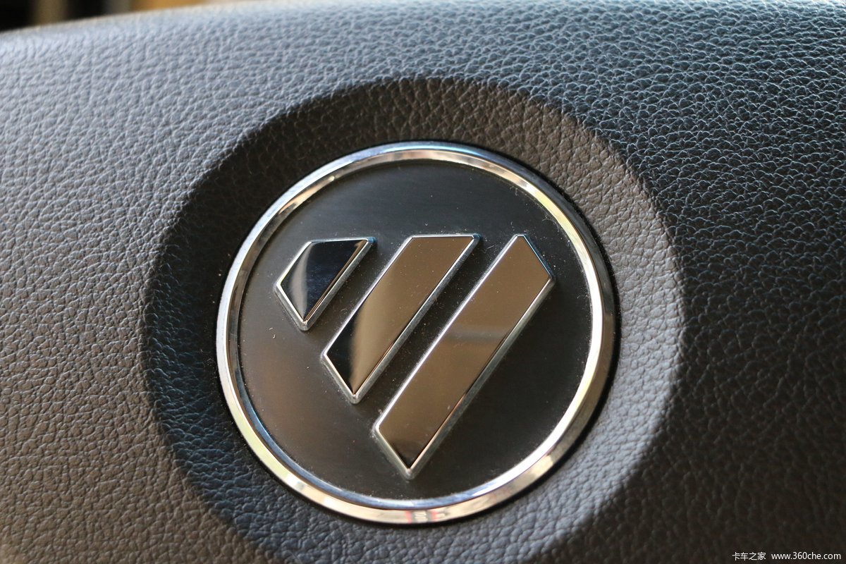 【图】福田 欧曼银河 6X4 纯电动牵引车513kWh_实拍图片_1806834_卡车之家