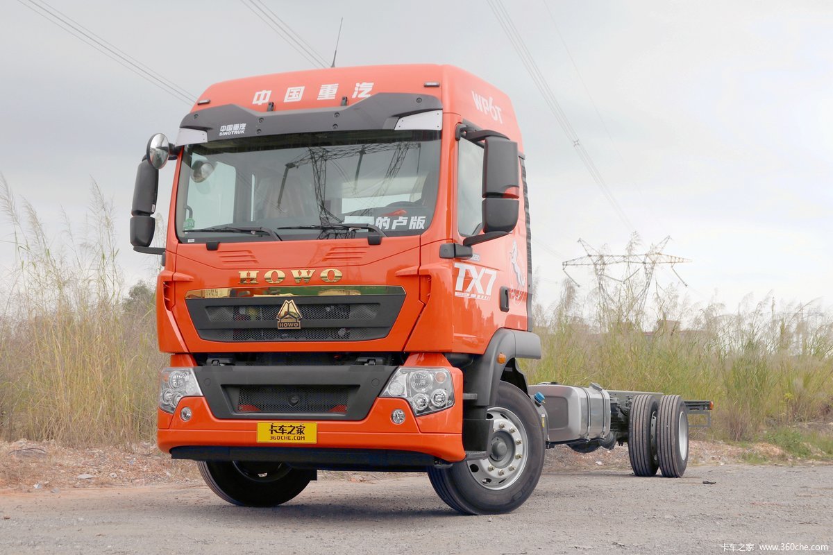 【图】中国重汽 HOWO TX7 的卢版 280马力 4X2 9.6米厢式载货车(ZZ5187XXYK711GF1)_实拍图片_1809775 ...