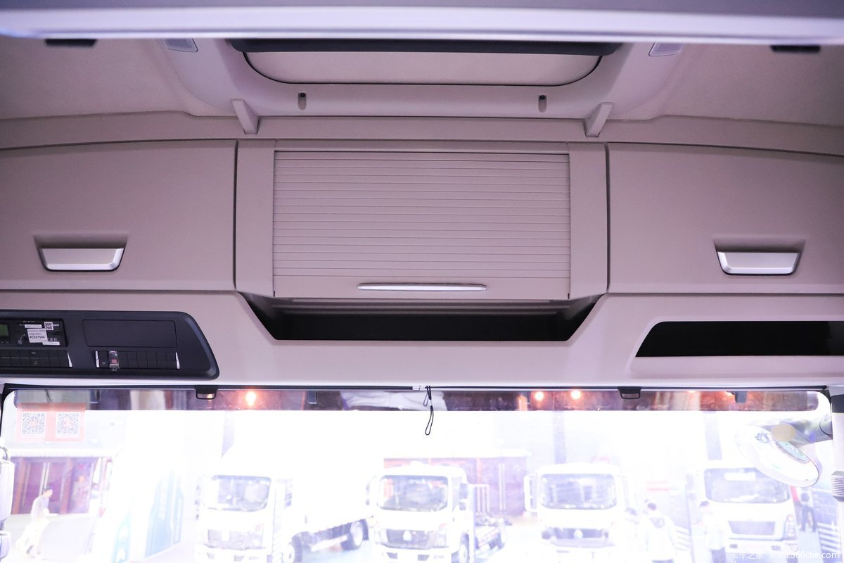 【图】重汽汕德卡 SITRAK GX重卡 6X4燃料电池牵引车(ZZ4256Y384HZ1FCEV)_实拍图片_1814330_卡车之家