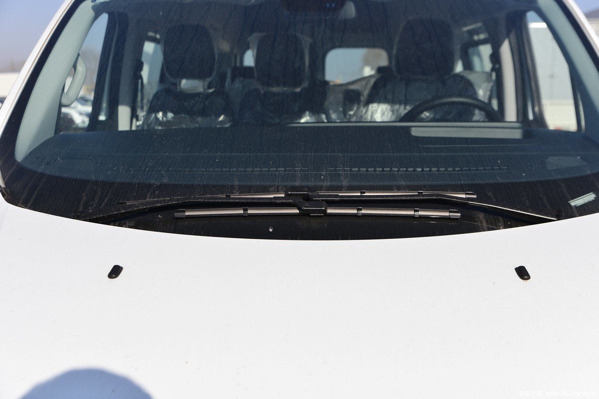 【图】江铃汽车 新全顺 143马力 6座 2.0T柴油 6档自动 中高顶多用途乘用车(国六)_实拍图片_1827320_卡车之家