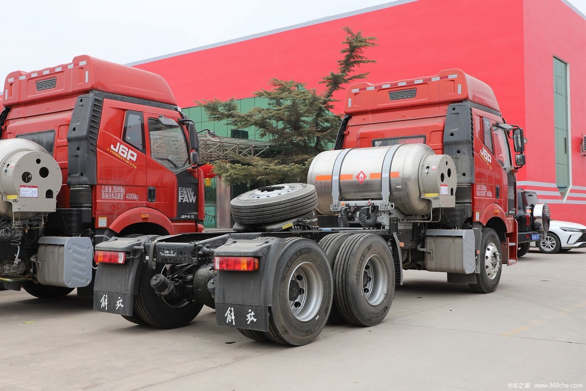 【图】一汽解放 J6P 经典版 480马力 6X4 LNG牵引车(CA4250P66M25T1E6)_实拍图片_1848210_卡车之家