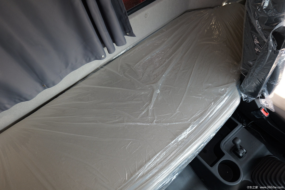 【图】东风商用车 天锦KR PLUS 2024款舒适版 290马力 4X2 6.8米仓栅式载货车(高顶双卧)(DFH5180CCYEX7 ...