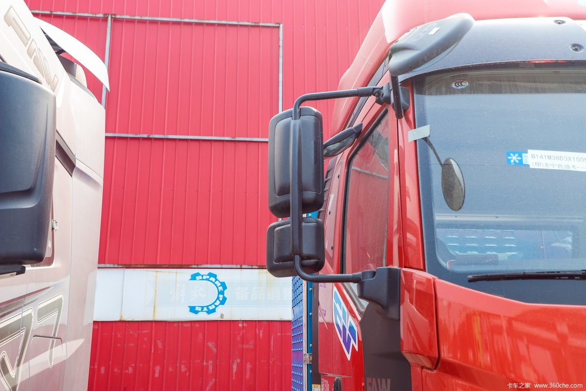 【图】一汽解放 J6L中卡 6X4 纯电动半挂牵引车(CA4250P62T1BEVA5)282kWh_实拍图片_1865439_卡车之家