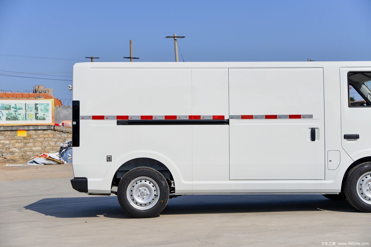 【图】SRM鑫源 E3L 2024款定制豪华型 3T 4.9米纯电动封闭货车41.86kWh_实拍图片_1876393_卡车之家