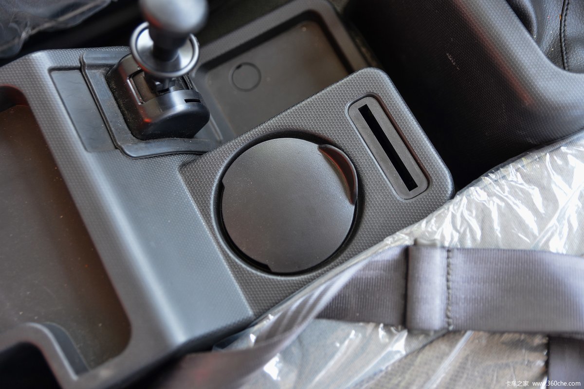 【图】陕汽商用车 轩德X9 标载版 200马力 6.2米排半仓栅式载货车(速比4.33)(SX5181CCYBP6501)_实拍图片 ...