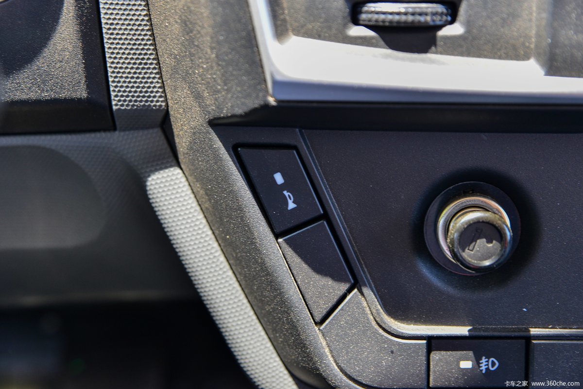 【图】陕汽商用车 轩德X9 标载版 200马力 6.2米排半仓栅式载货车(速比4.33)(SX5181CCYBP6501)_实拍图片 ...