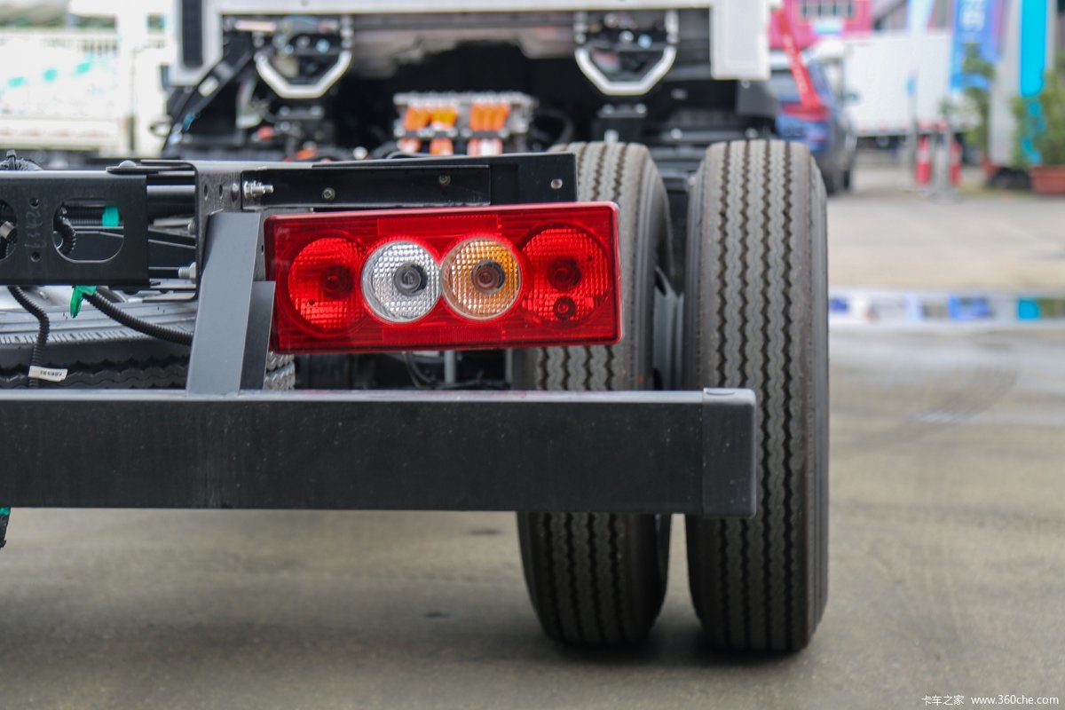 【图】欧马可 智蓝EX 4.5T 4.14米单排纯电动厢式轻卡(BJ5044XXYEV5)77.28kWh_实拍图片_1885847_卡车之家