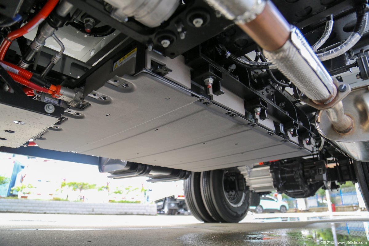 【图】比亚迪T5DM 财富版 4.5T 4.03米单排插电式增程混合动力仓栅式轻卡(BYD5040CCYHEV1)18.3kWh_实拍图片_1886262_卡车之家