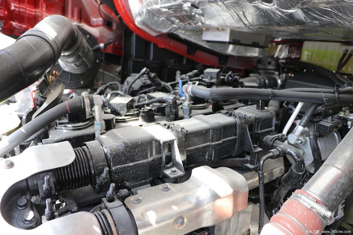 【图】东风商用车 天锦KR PLUS 舒适版2024款 280马力 4X2 9.8米LNG厢式载货车(DFH5180XXYE27)_实拍图片 ...