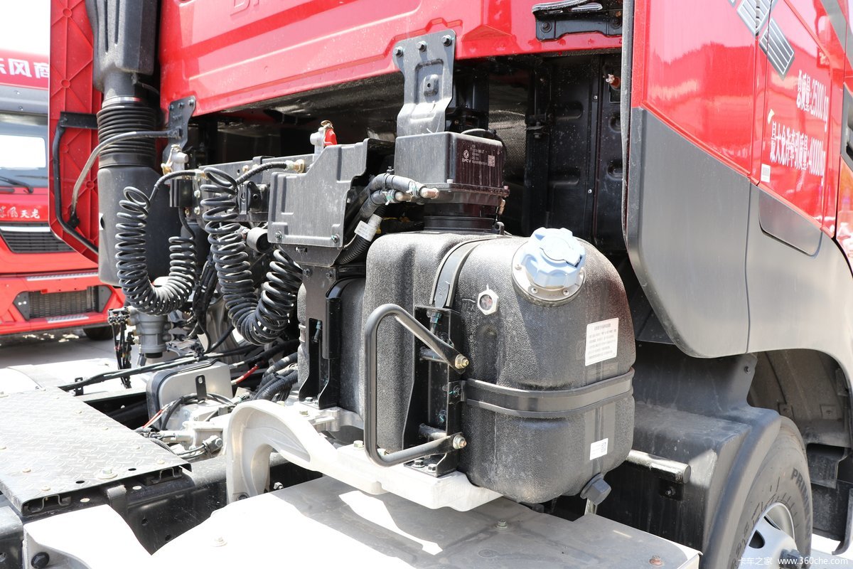 【图】东风商用车 天龙KL重卡 490马力 6X4 牵引车(速比3.64)(DFH4250D3)_实拍图片_1893228_卡车之家