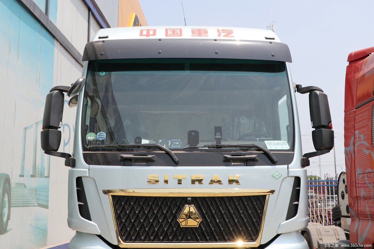【图】中国重汽 汕德卡SITRAK G7H重卡 590马力 6X4 LNG自动档牵引车(ZZ4256V384HF1LB)_实拍图片 ...