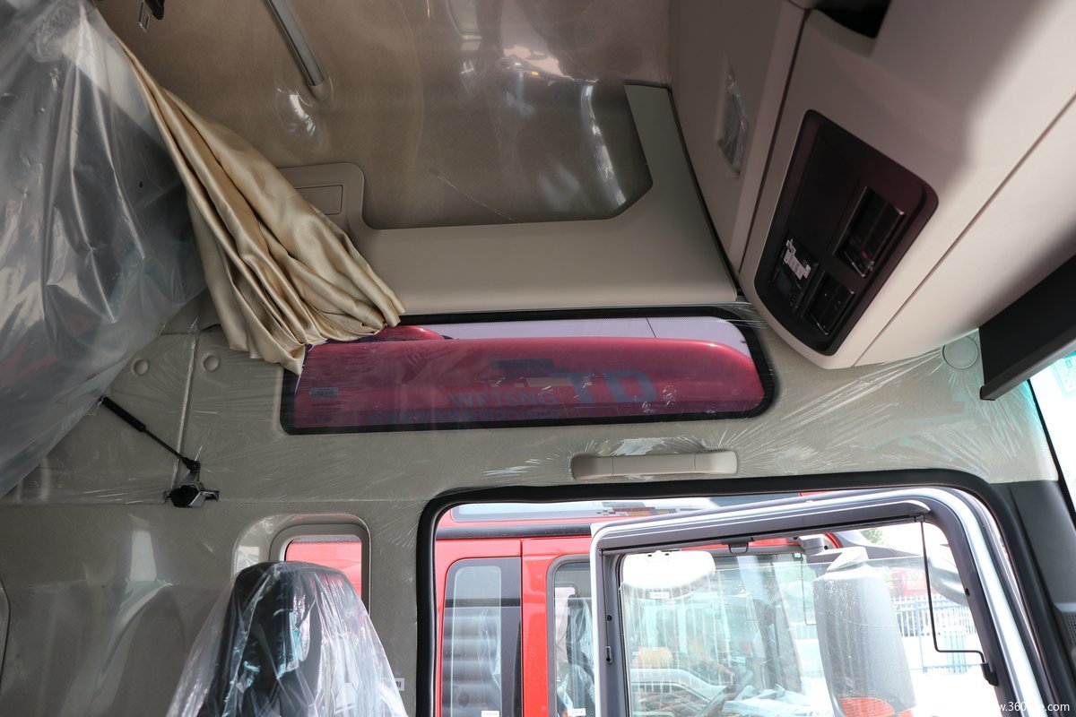 【图】中国重汽 汕德卡SITRAK G7H重卡 590马力 6X4 LNG自动档牵引车(ZZ4256V384HF1LB)_实拍图片 ...