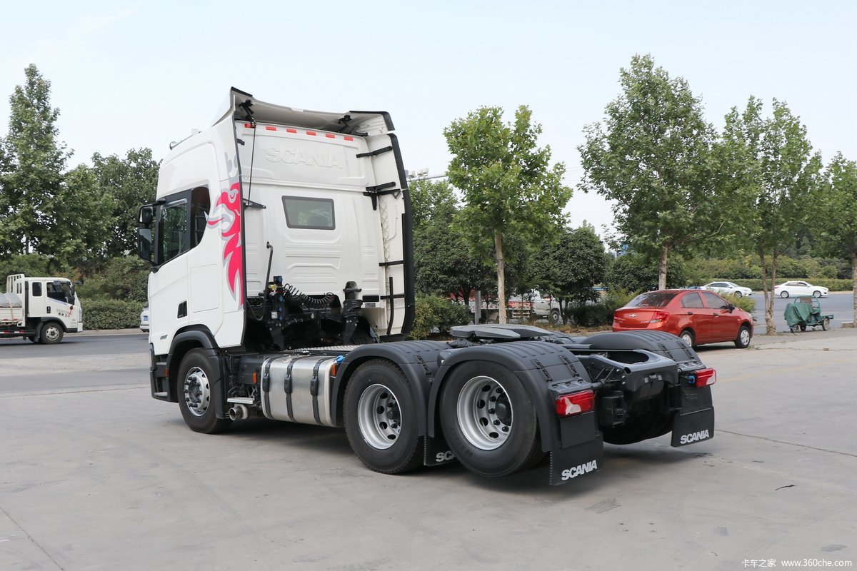 【图】斯堪尼亚 新R系列 500马力 6X2R牵引车(白色)(型号R500 6x2)_实拍图片_1895224_卡车之家