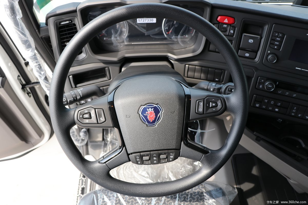 【图】斯堪尼亚 新R系列 500马力 6X2R牵引车(白色)(型号R500 6x2)_实拍图片_1895274_卡车之家