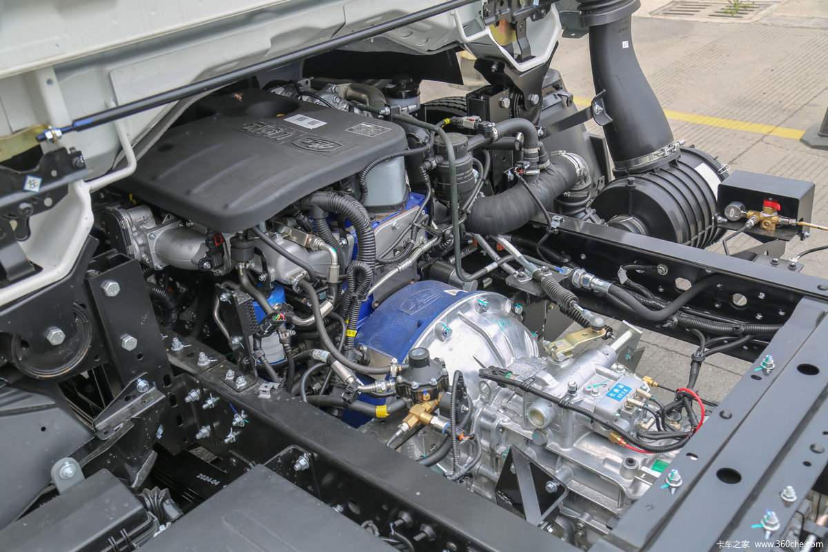 【图】江淮 威铃M7 3.0L 129马力 CNG 4.18米单排栏板轻卡(HFC1045P32N1C7NS)_实拍图片_1895658_卡车之家