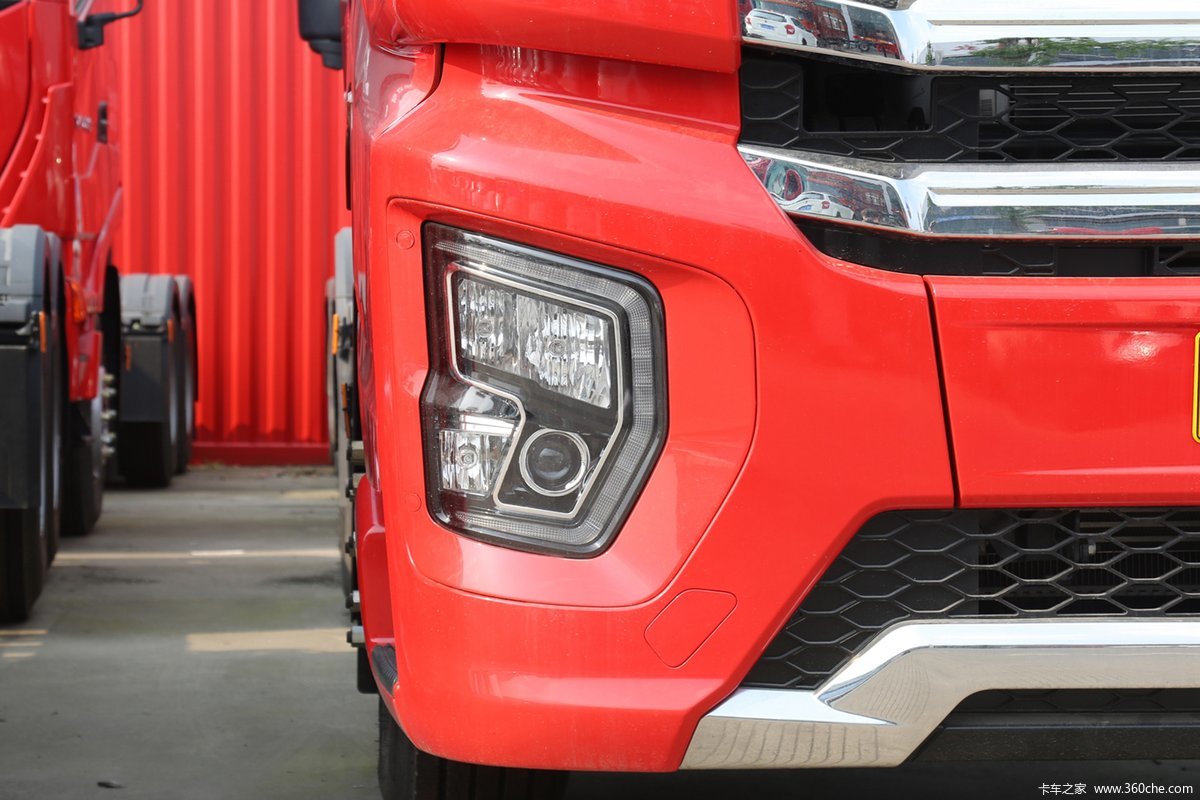 【图】上汽红岩 杰狮H6 560马力 6X4 LNG自动档牵引车(液缓)(CQ4257SZ384S)_实拍图片_1897558_卡车之家