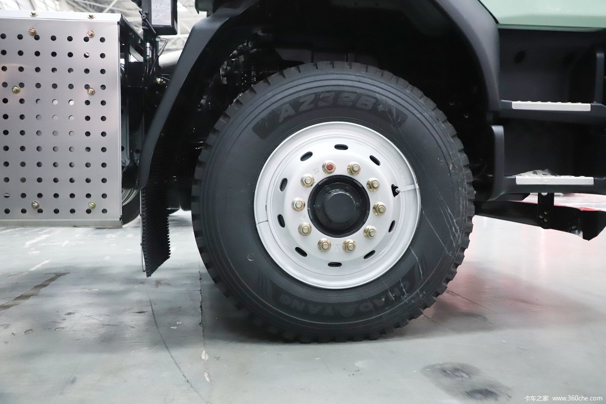 【图】东风柳汽 新乘龙M3 200马力 4X2 4.5米自卸车(LZ3160M3AC2)_实拍图片_1906238_卡车之家