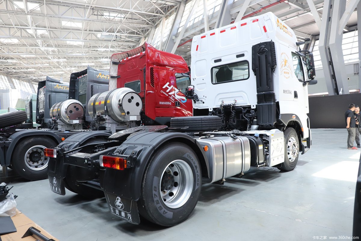 【图】东风柳汽 乘龙H7重卡 480马力 4X2 AMT自动档牵引车(东康12L)(LZ4180H7AC1)_实拍图片_1906299_卡车之家