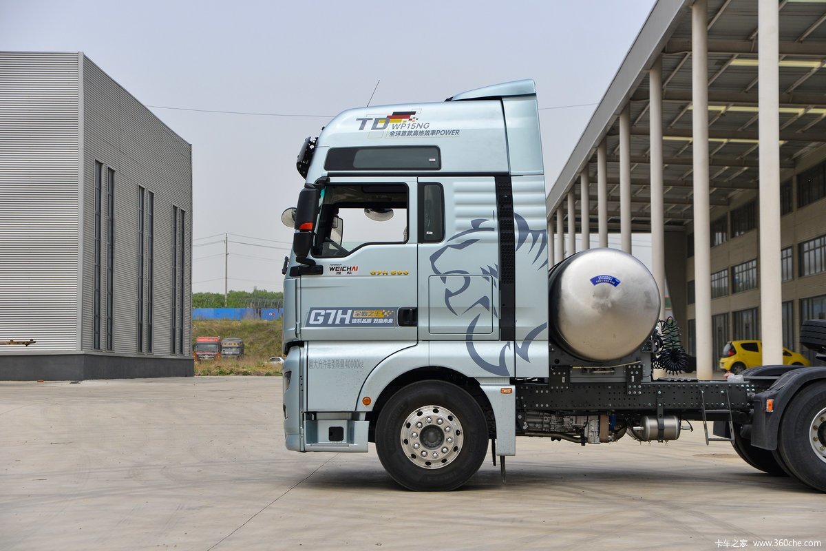 【图】中国重汽 汕德卡SITRAK G7H重卡 590马力 6X4 LNG自动档牵引车(ZZ4256V384HF1LB)_实拍图片 ...