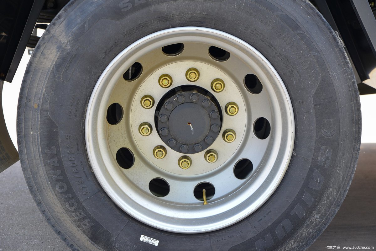 【图】一汽解放 J6G 320马力 4X2 6.75米仓栅式载货车(一汽解放10档)(CA5171CCYP62K1L4E6)_实拍图片 ...