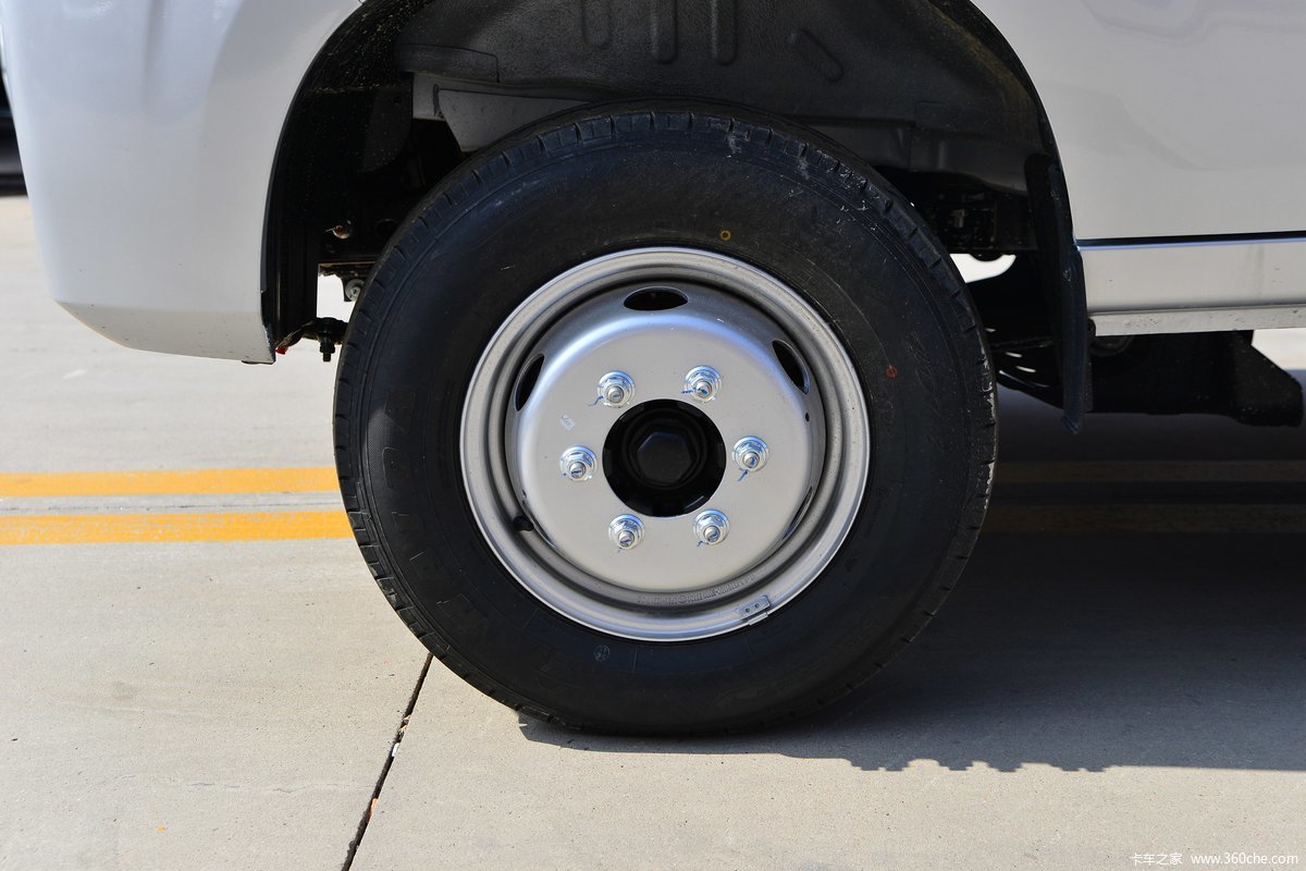 【图】东风小康 D72L 2015款LV0 1.6L 122马力 汽油 2.98米双排栏板微卡(DXK1031NC12HL)_实拍图片_1917757_卡车之家