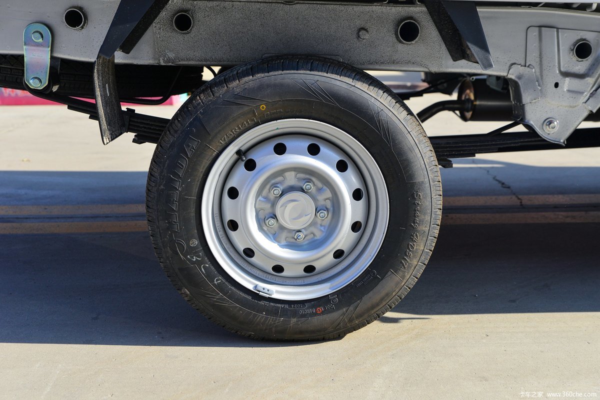 【图】东风小康 C32S 2022款 LV0 1.6L 122马力 汽油 2.51米双排栏板微卡(国六)(DXK1021NK17H9)_实拍图片_1917994_卡车之家