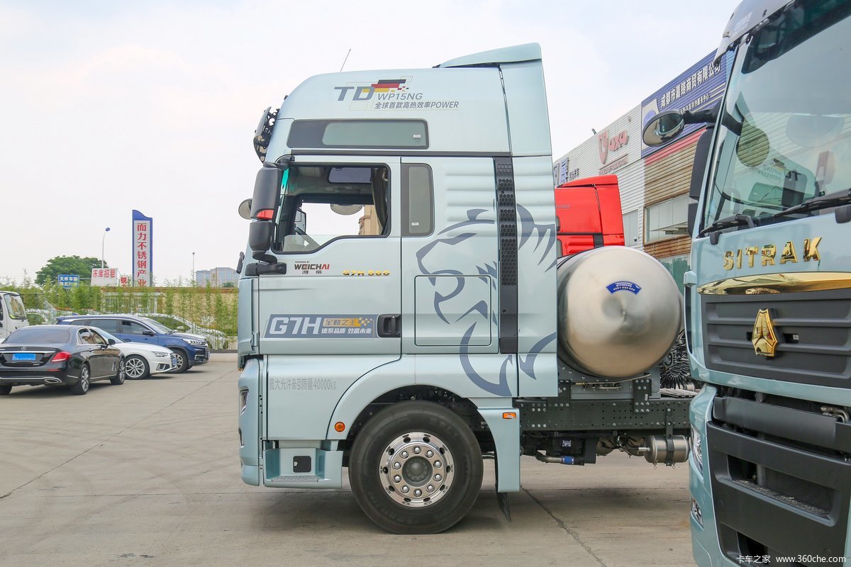 【图】中国重汽 汕德卡SITRAK G7H重卡 560马力 6X4 LNG自动档牵引车(采埃孚12档)(液缓)(ZZ4256V384HF1LB ...