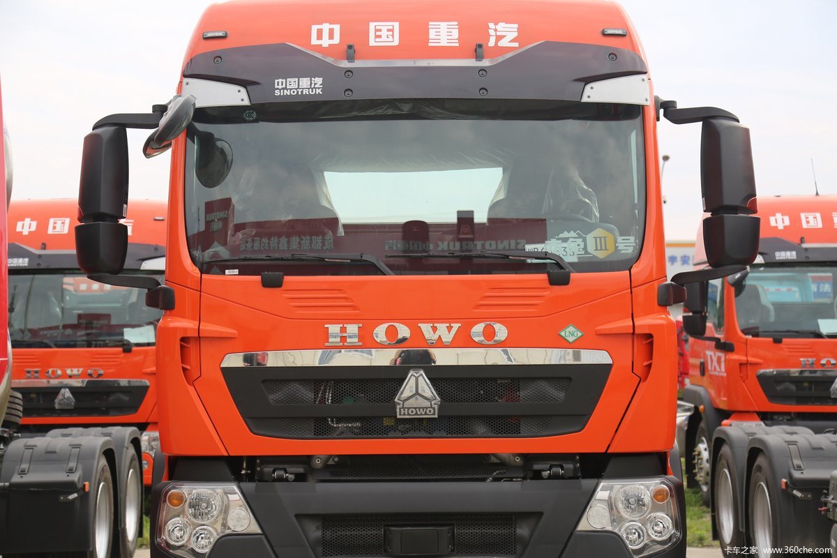 【图】中国重汽 HOWO TX7重卡 480马力 6X4 LNG牵引车(ZZ4257V384GF1LB)_实拍图片_1925752_卡车之家