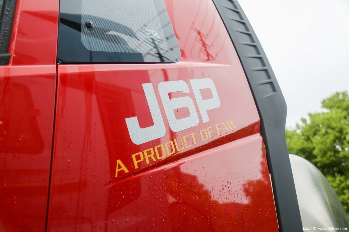 【图】一汽解放 J6P 经典版 530马力 6X4 LNG自动档牵引车(CA4250P66M25T1E6)_实拍图片_1929033_卡车之家