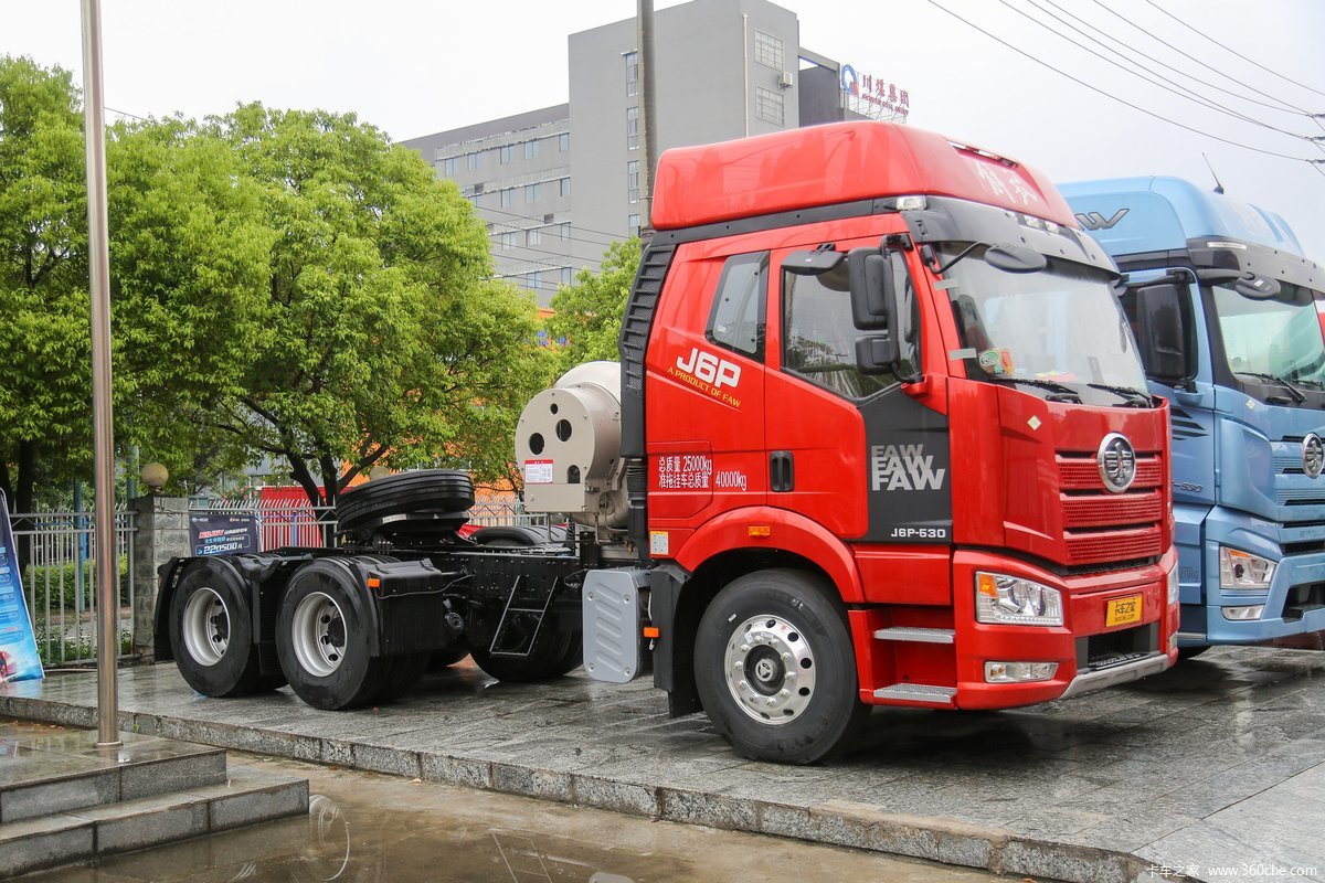 【图】一汽解放 J6P 经典版 530马力 6X4 LNG自动档牵引车(CA4250P66M25T1E6)_实拍图片_1929033_卡车之家