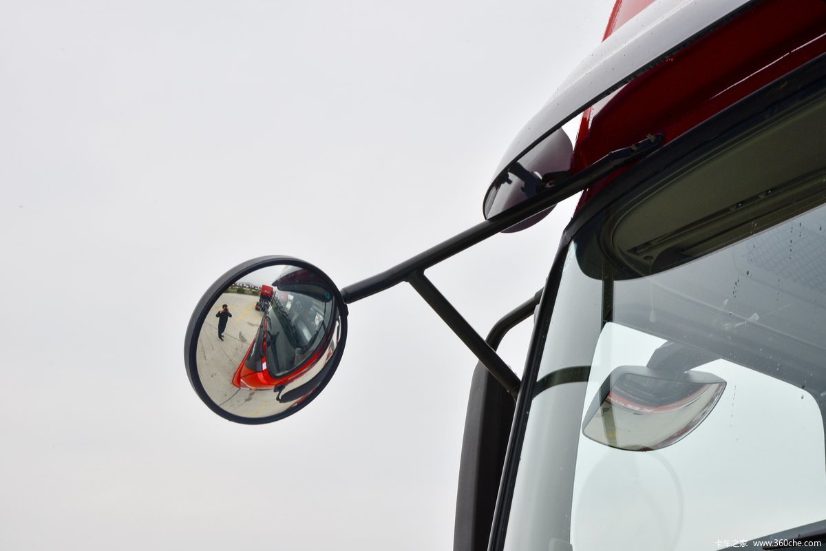 【图】东风商用车 天锦KR PLUS 舒适版 290马力 4X2 6.8米栏板载货车(高顶双卧)(DFH1180E7)_实拍图片 ...