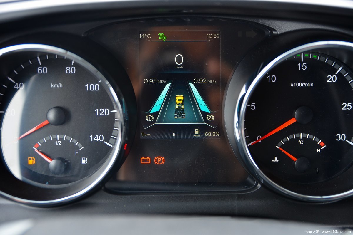 【图】东风商用车 天锦KR 星耀版 260马力 4X2 6.8米仓栅式载货车(DFH5180CCYEX7)_实拍图片_1930591_卡车之家