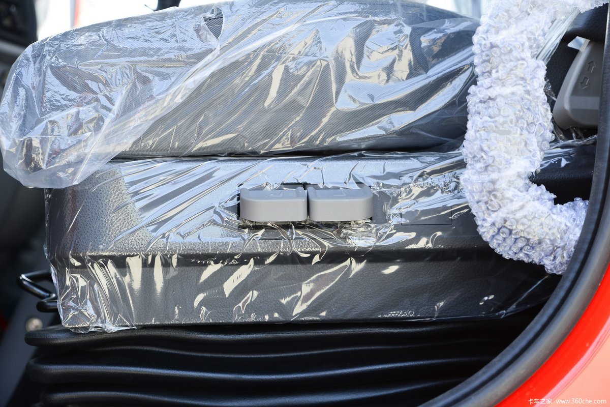 【图】三环十通 昊龙 舒适版 270马力 6X2 8米仓栅式载货车(STQ5251CCYD6)_实拍图片_1930811_卡车之家