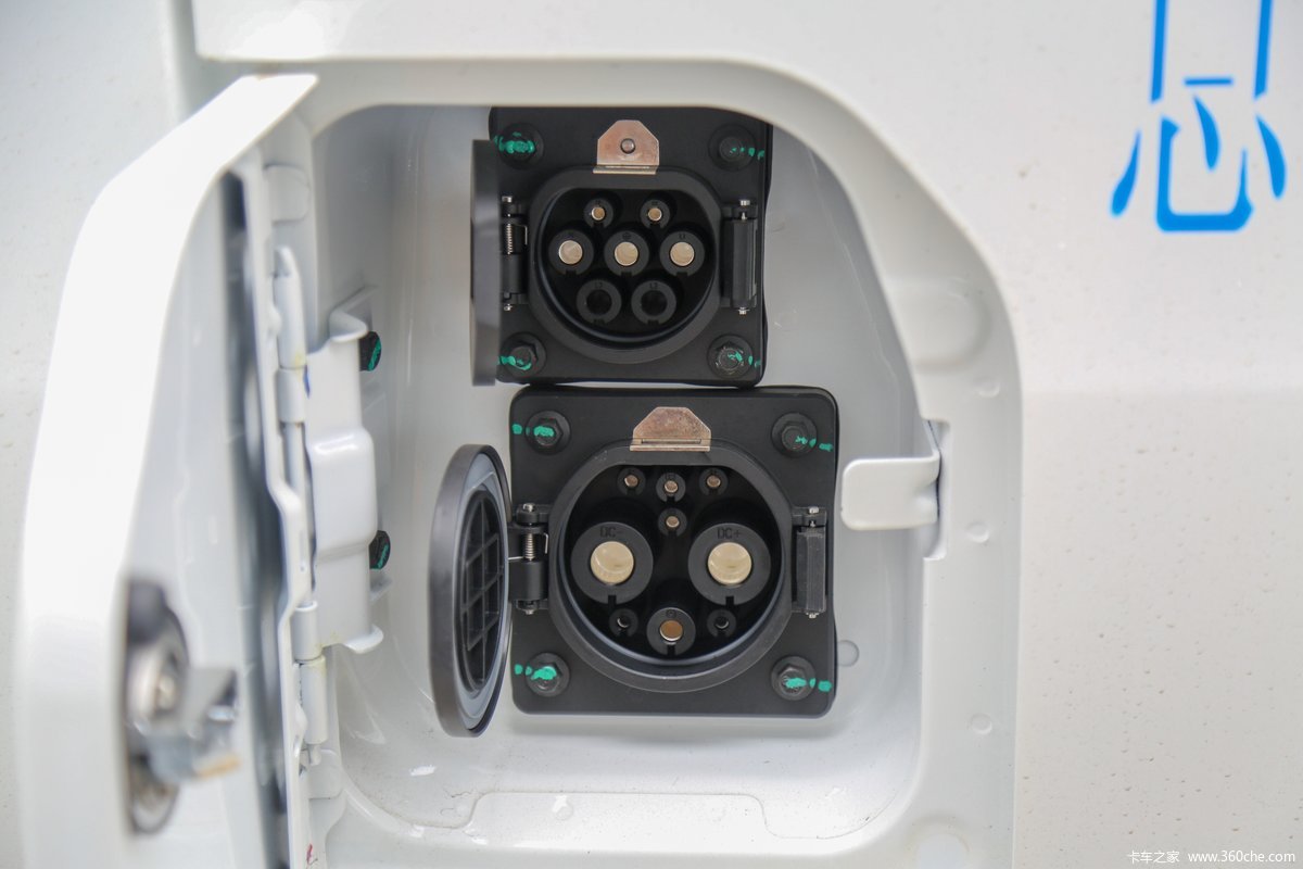 【图】远程 星享V7E 超值版 3T 5.305米纯电动厢式运输车48.38kWh_实拍图片_1940025_卡车之家