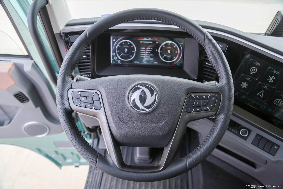 【图】东风商用车 天龙旗舰GX 580马力 6X4 LNG自动档牵引车(液缓)(DFH4250DX13)_实拍图片_1942096_卡车之家