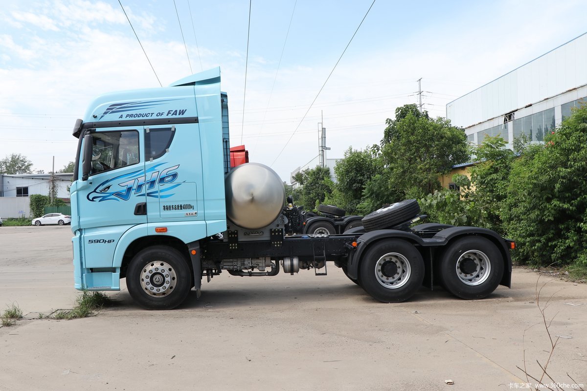 【图】青岛解放 JH6重卡 智尊版 590马力 6X4 LNG自动档牵引车(CA4257P25K15T1NE6A81)_实拍图片_1945213_卡车之家