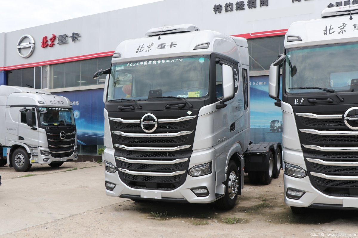 【图】北京重卡 追梦 舒适版 580马力 6X4 LNG自动档牵引车(BJ4250G6CP)_实拍图片_1945949_卡车之家