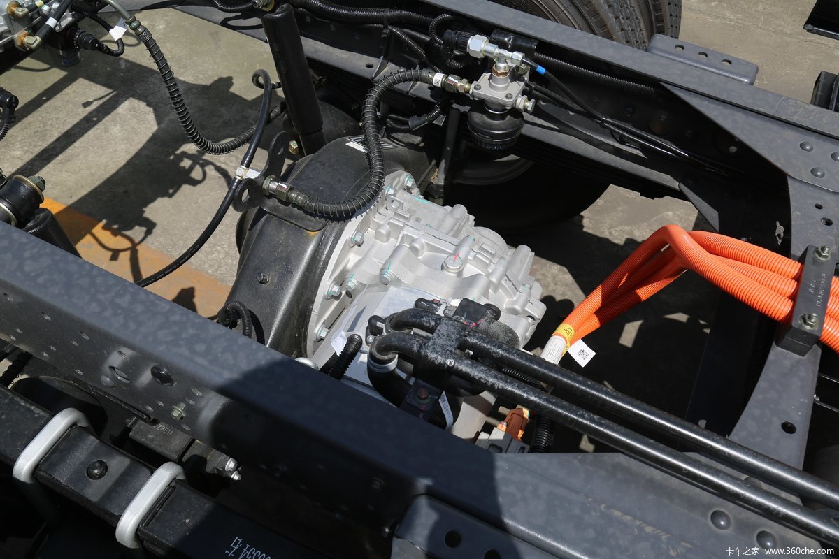 【图】欧马可 智蓝ES 4.5T 4.16米单排纯电动厢式轻卡(BJ5045XXYEV1G)123.33kWh_实拍图片_1946738_卡车之家