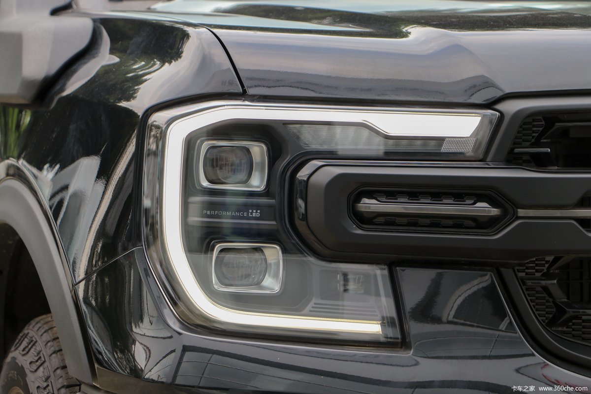 【图】福特 游骑侠Ranger 2023款 探迹越野版 2.3T汽油 258马力 四驱自动 双排皮卡_实拍图片_1949193_卡车之家