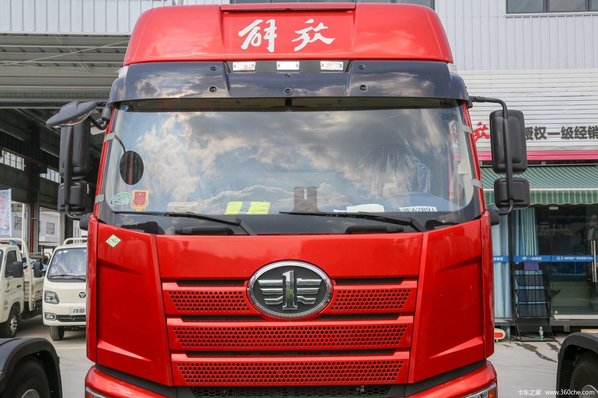 【图】一汽解放 J6P 经典版 486马力 6X4 CNG牵引车(带液缓)(CA4250P66M25T1A1E6)_实拍图片_1951851_卡车之家