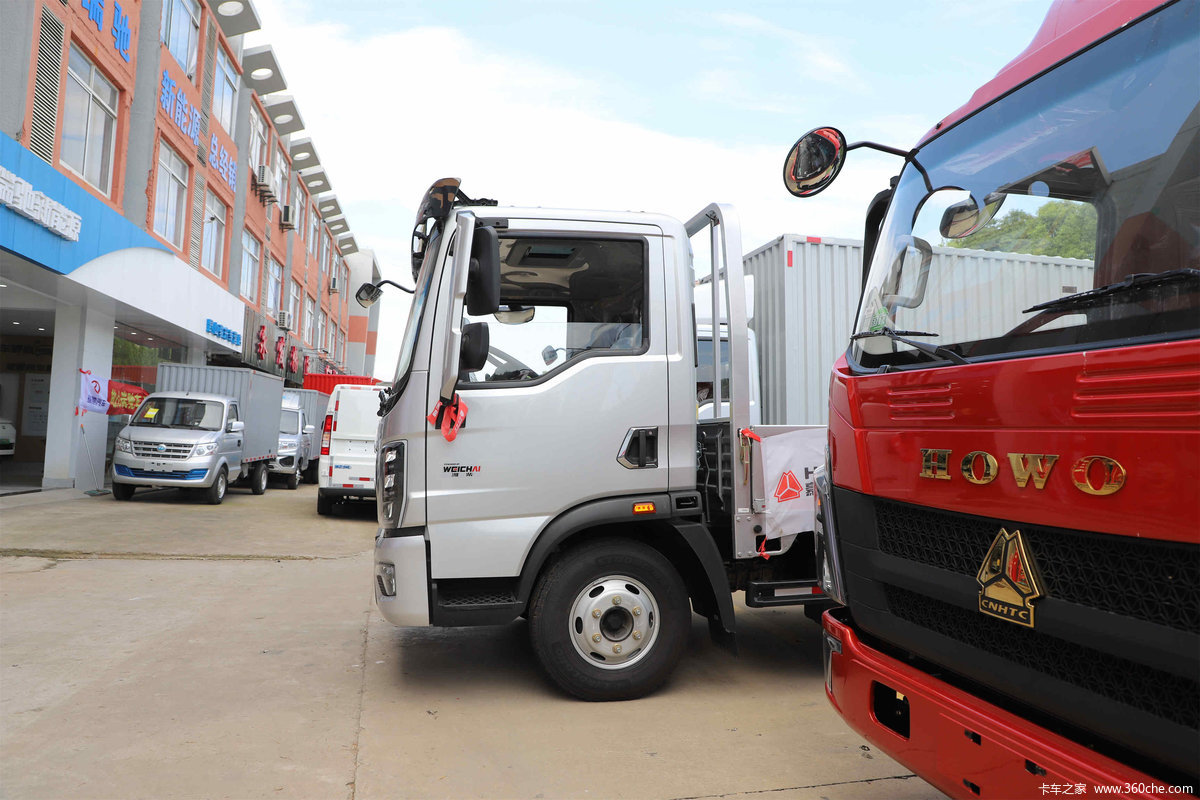 【图】中国重汽HOWO 悍将PRO 155马力 4.15米单排栏板轻卡(法士特6档)(ZZ1047F3319F144)_实拍图片_1993638_卡车之家