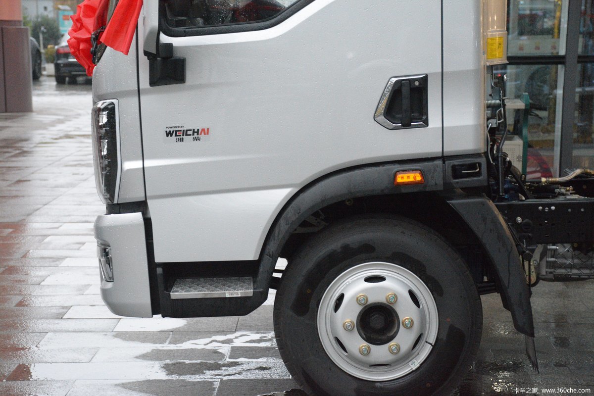 【图】中国重汽HOWO 悍将PRO 170马力 4.15米单排厢式轻卡(ZZ5097XXYG3815F191)_实拍图片_2000216_卡车之家