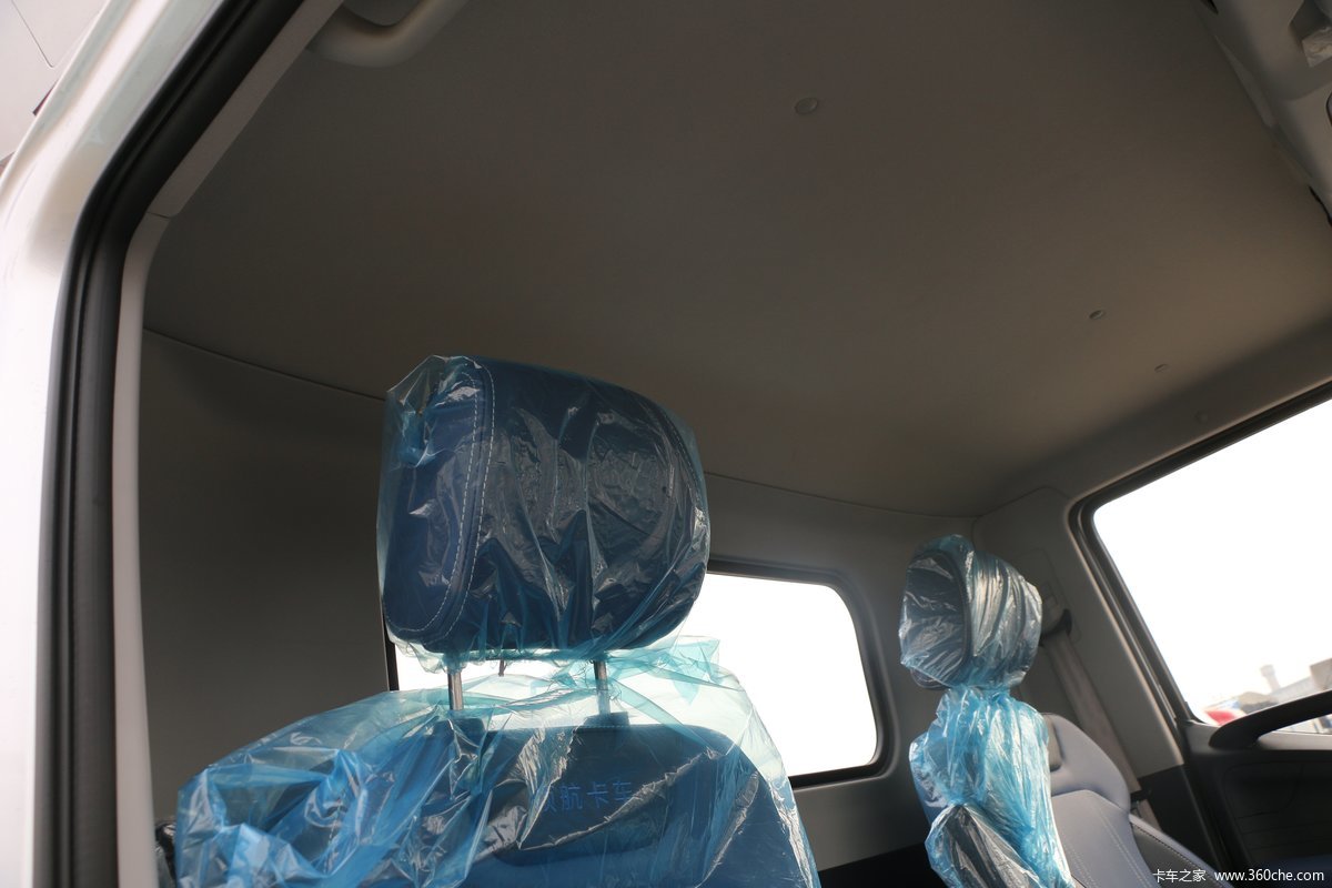 【图】福田 时代领航大G 2L 150马力 LNG 4.2米单排仓栅式轻卡(BJ5044CCY9JCA-50)_实拍图片_2005231_卡车之家