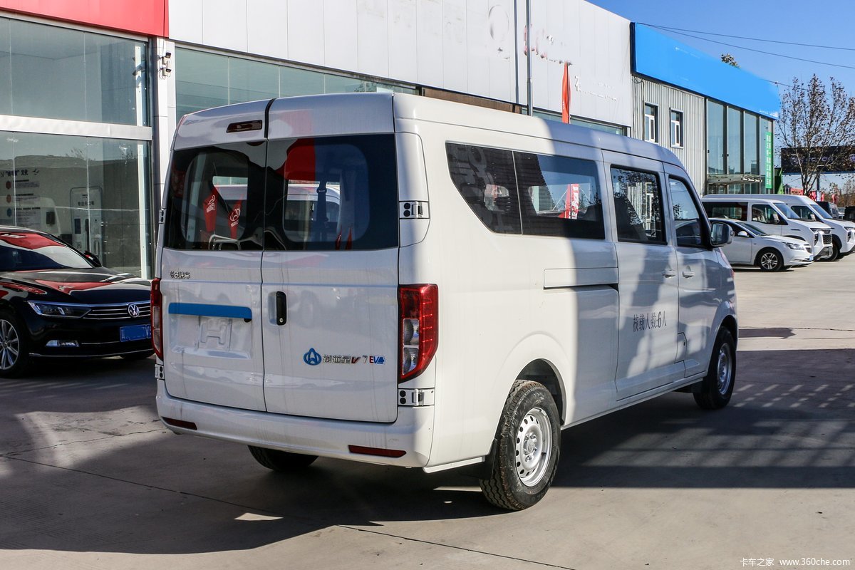 【图】长安跨越 跨越星V7EV 豪华型 2.5T 6座 4.8米纯电动多用途乘用车41.86kWh_实拍图片_2009817_卡车之家