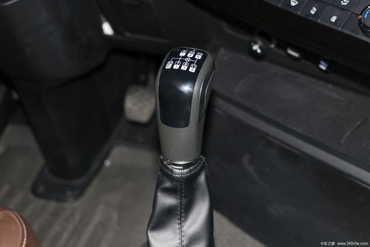 【图】福田 欧曼银河5 480马力 6X4 AMT自动档牵引车_实拍图片_2011602_卡车之家