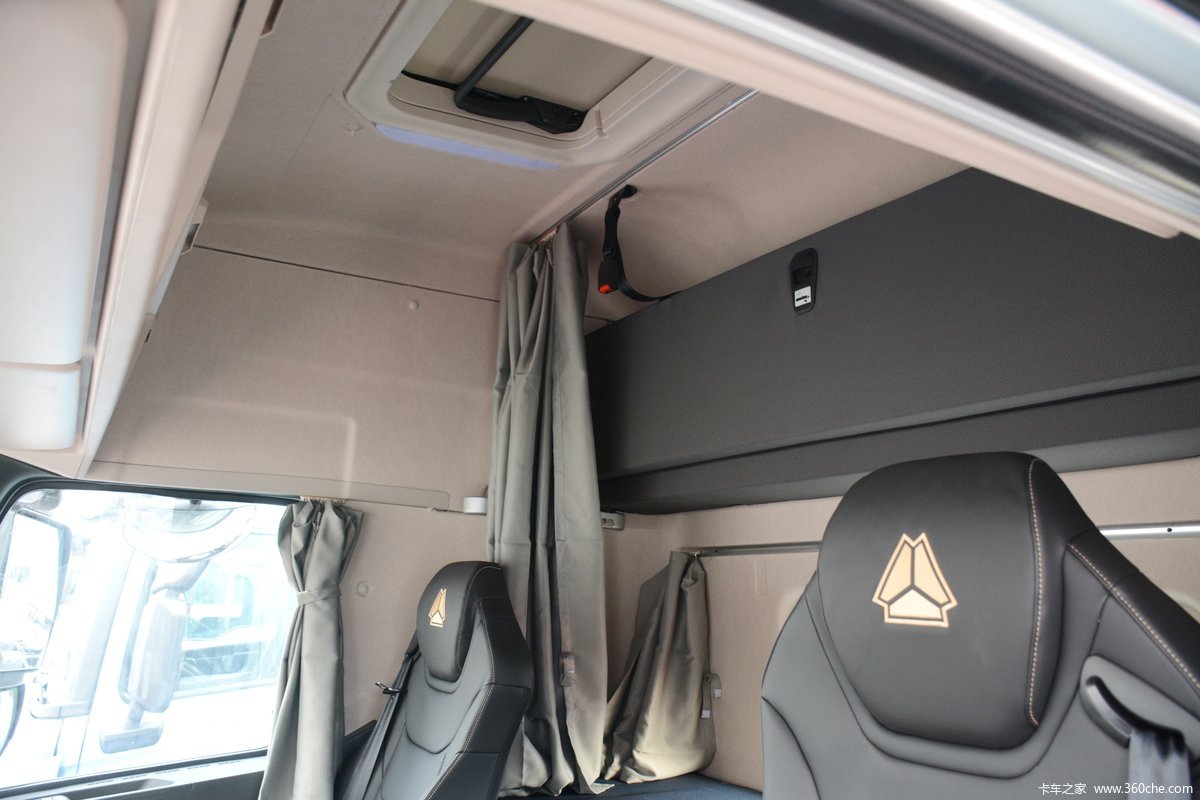 【图】中国重汽 HOWO TH7-N重卡 540马力 6X4 AMT自动档牵引车(ZZ4257V324HF1H)_实拍图片_2012914_卡车之家