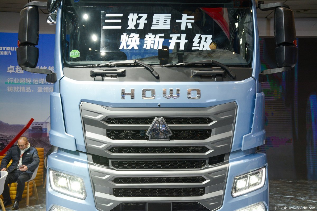 【图】中国重汽 HOWO TX7-N 480马力 6X4 LNG牵引车(ZZ4257V384GF1LB)_实拍图片_2012973_卡车之家